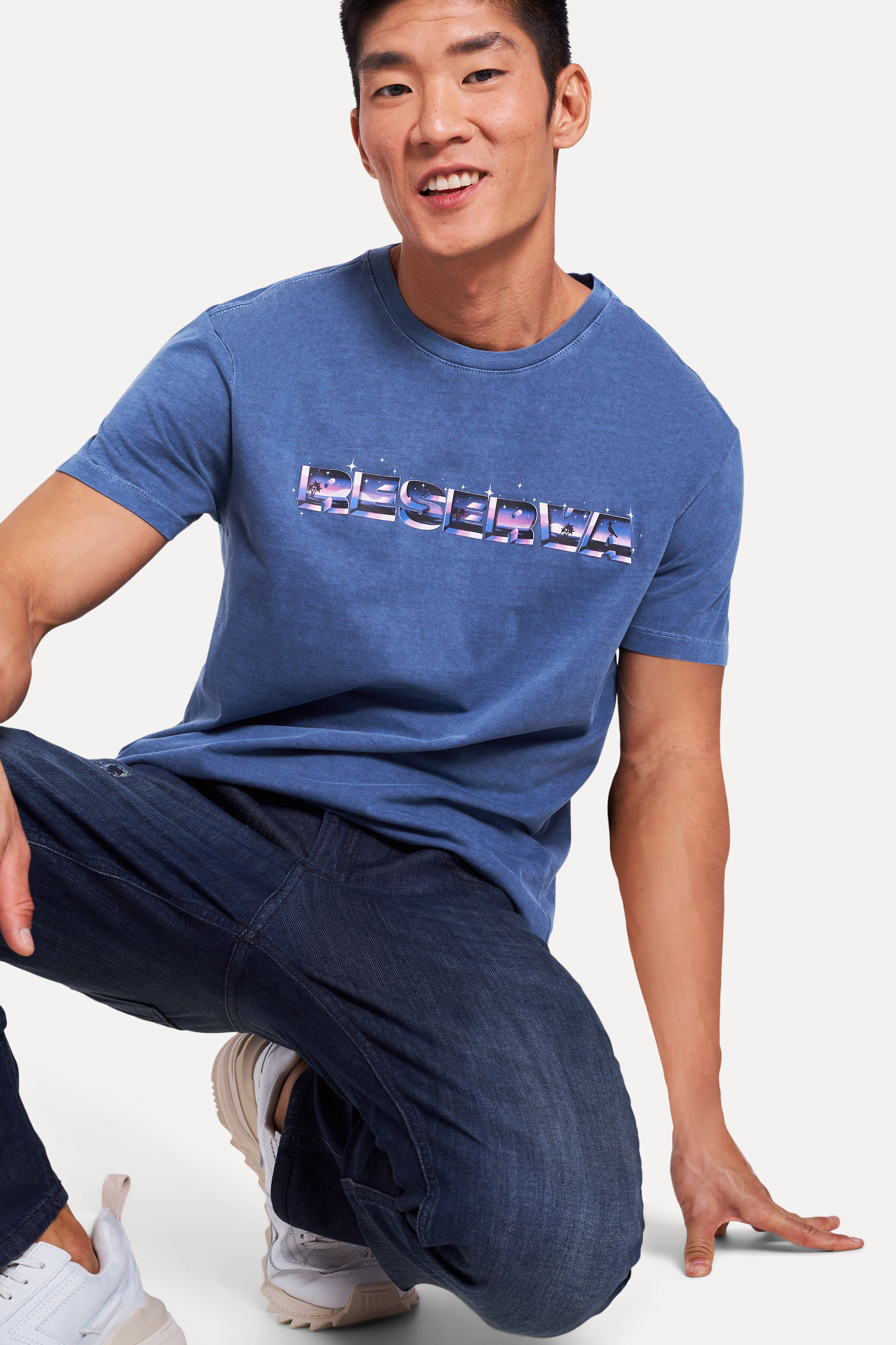 CAMISETA ESTAMPADA RESERVA EMIRATES